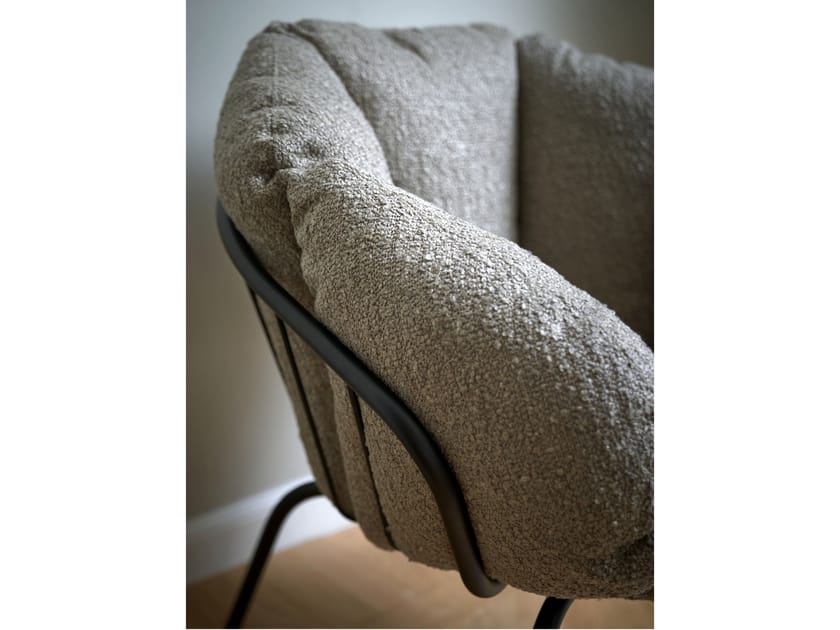 SAME EASY Easy chair By Maze