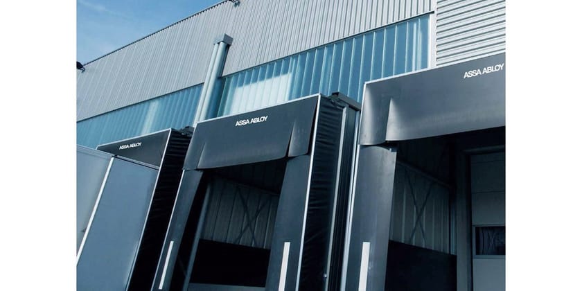 Mechanical-curtain dock shelters Dock shelter By ASSA ABLOY Entrance ...