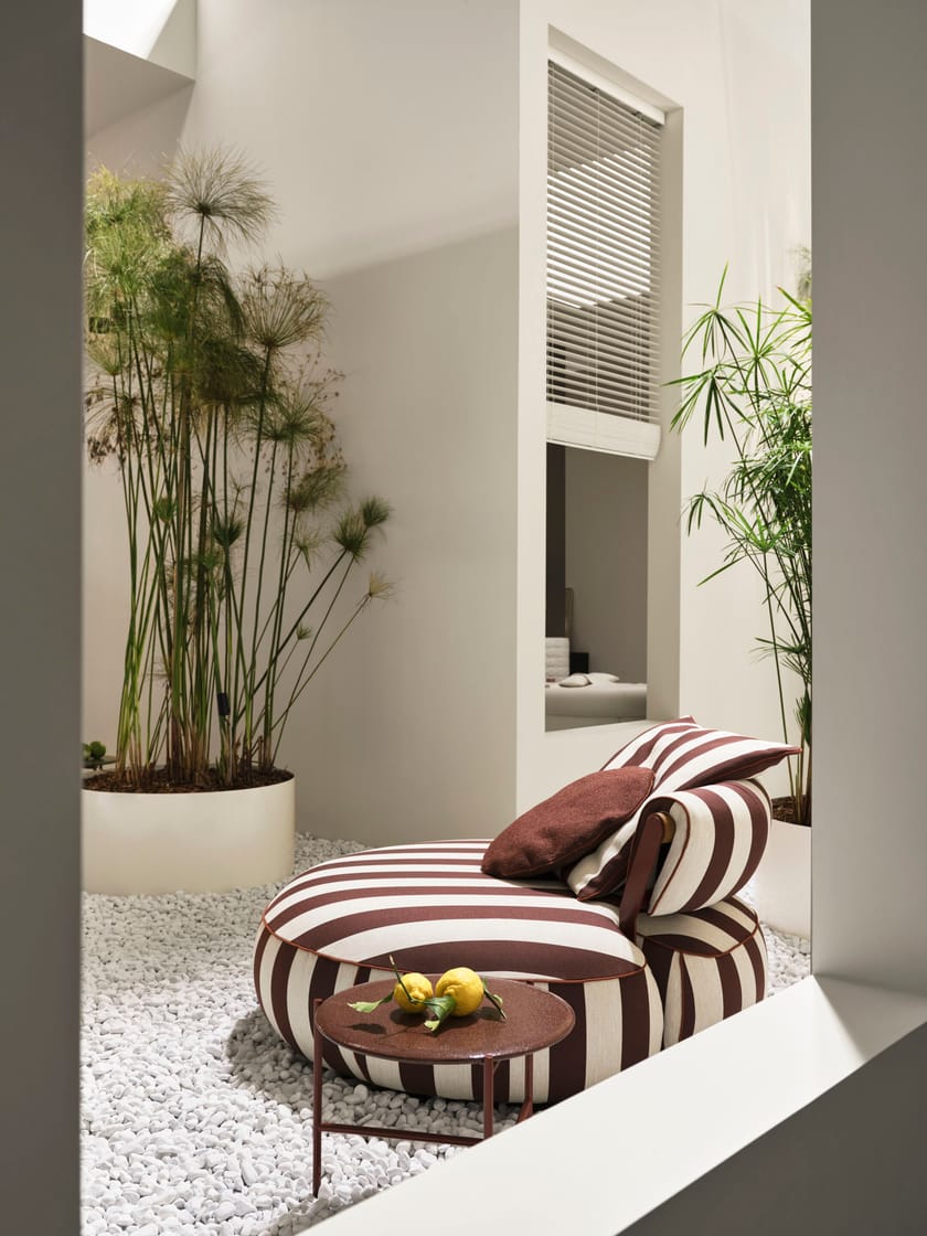 VINCENT OPEN AIR Garden sofa By Meridiani