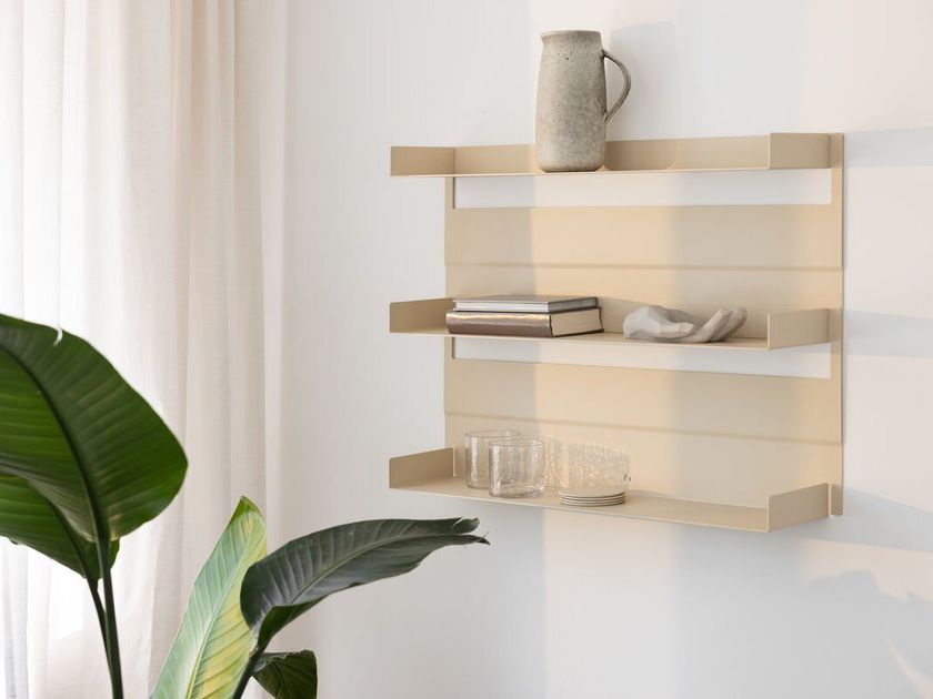 ARIS Wall shelf By Metallbude
