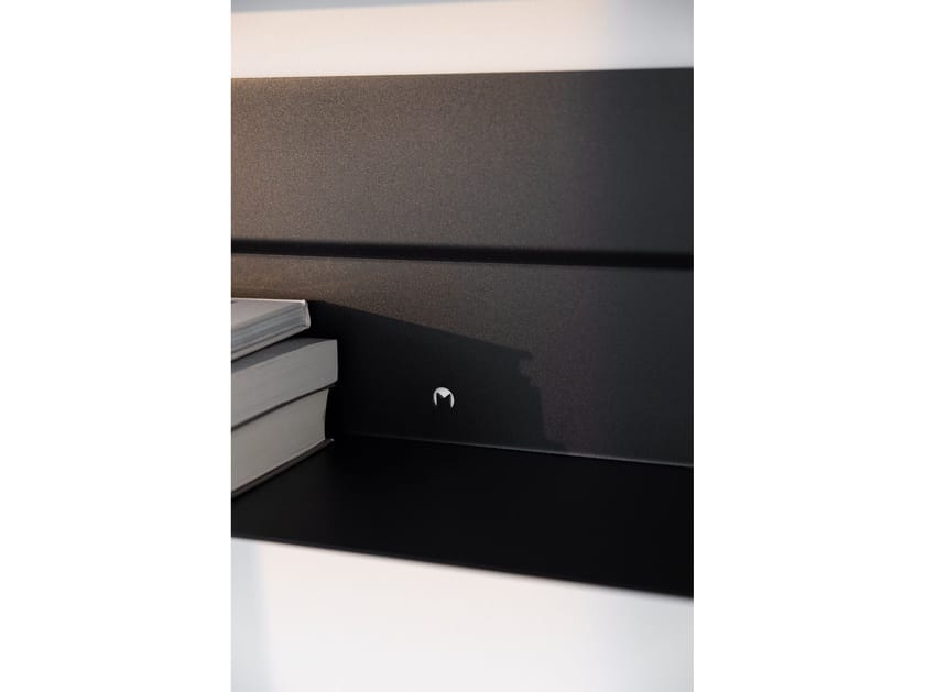 ARIS Wall shelf By Metallbude