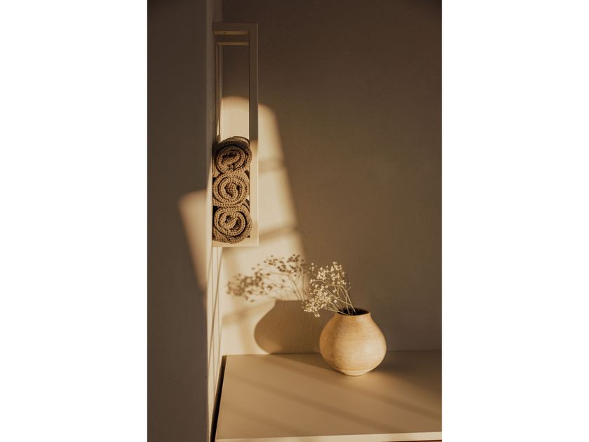 NALI Towel rack By Metallbude