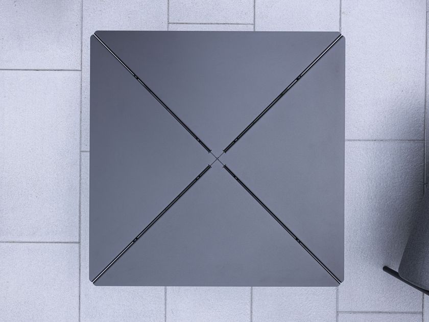 SUNIVA Table By Metallbude