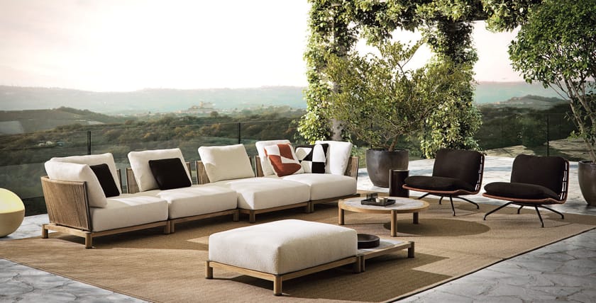 DAYLIGHT Garden sofa By Minotti