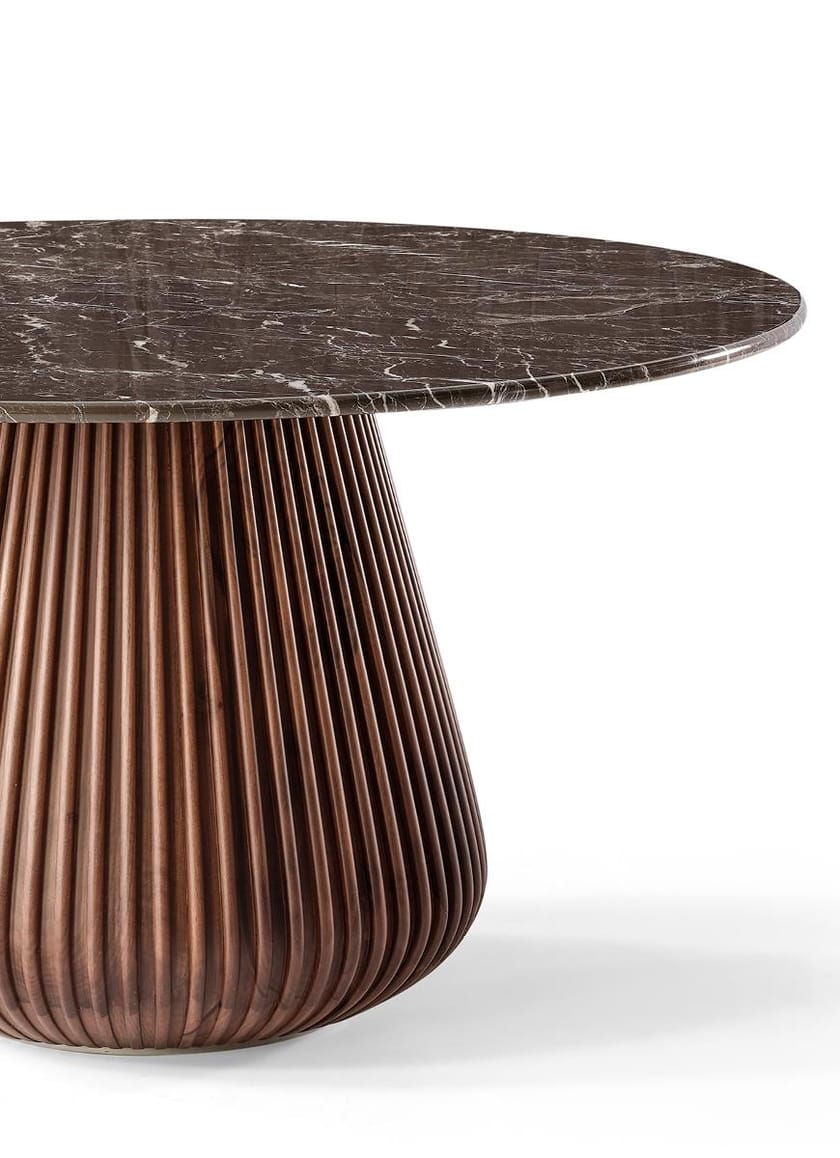 VIZIER Table By Mobi