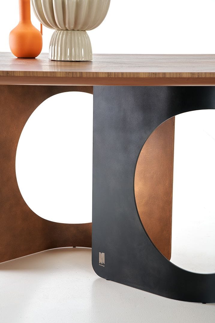 HOLE Table By Modesign