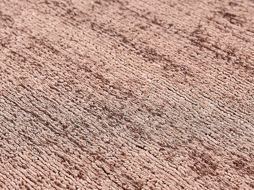 FEEL POWDER Tappeto fatto a mano in Banana-Leaf By Mohebban