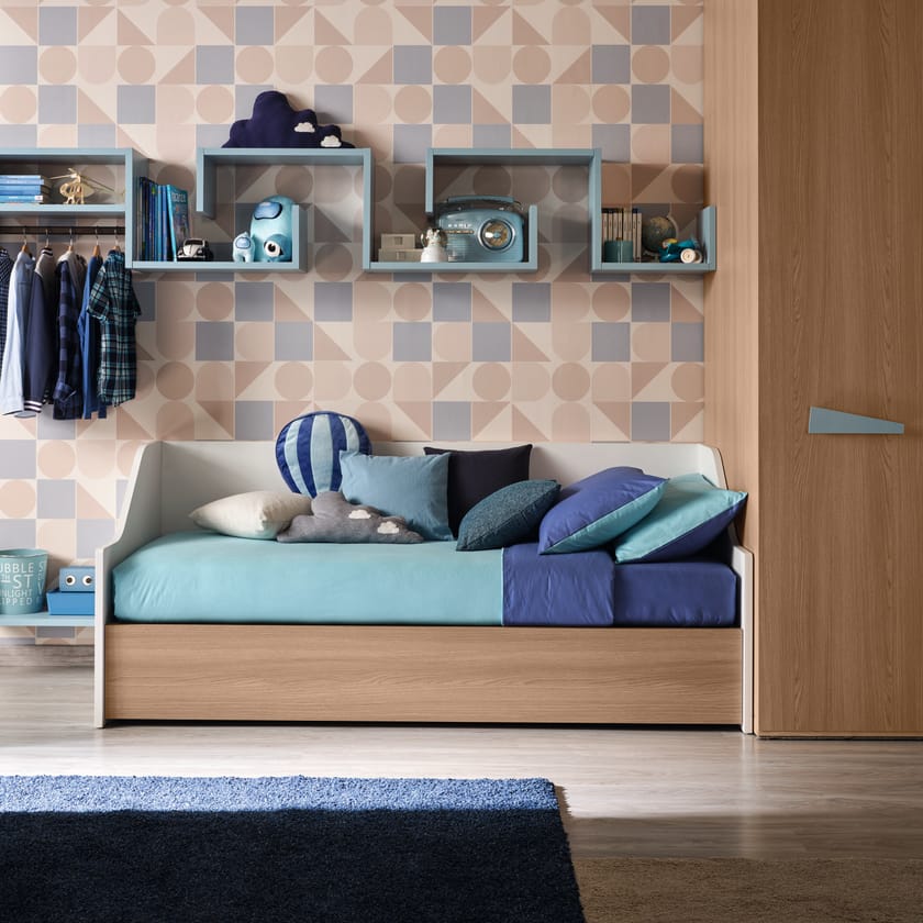 KC318 Bedroom set By Moretti Compact