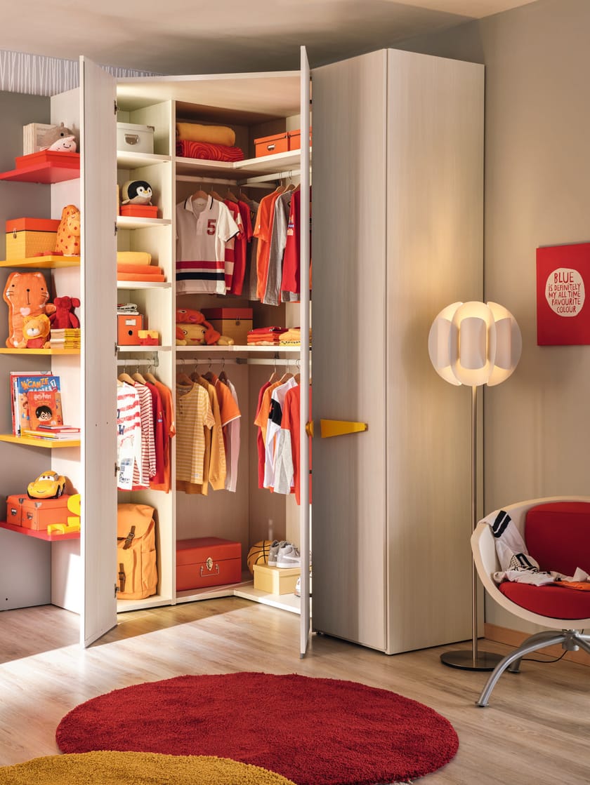 KC319 Bedroom set By Moretti Compact