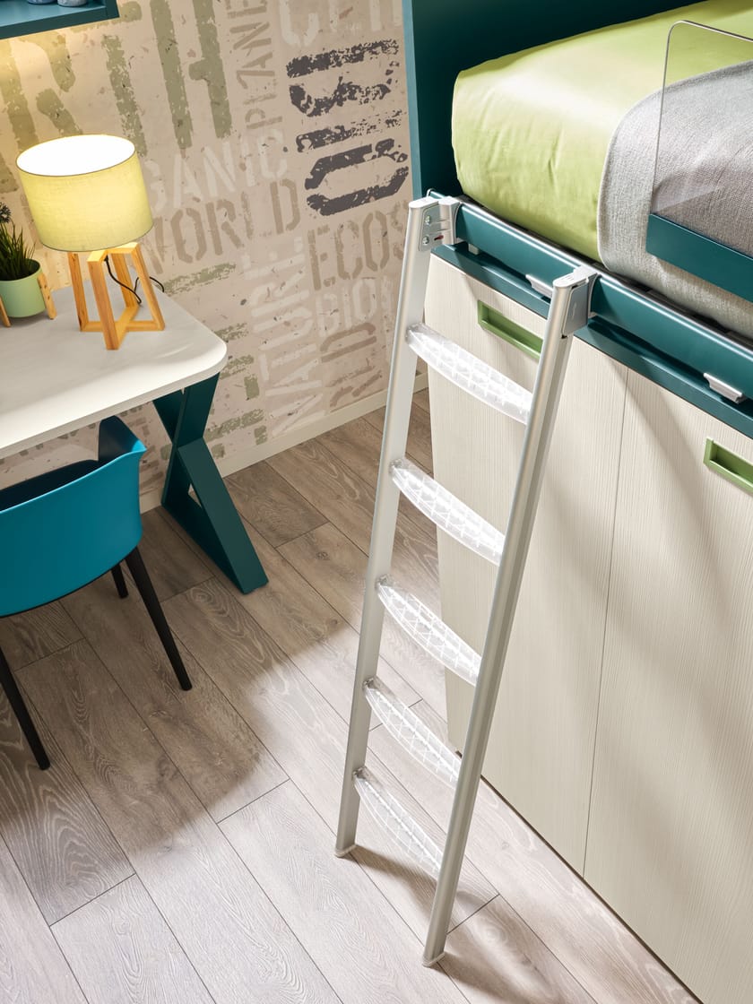 KC509 Bedroom set By Moretti Compact