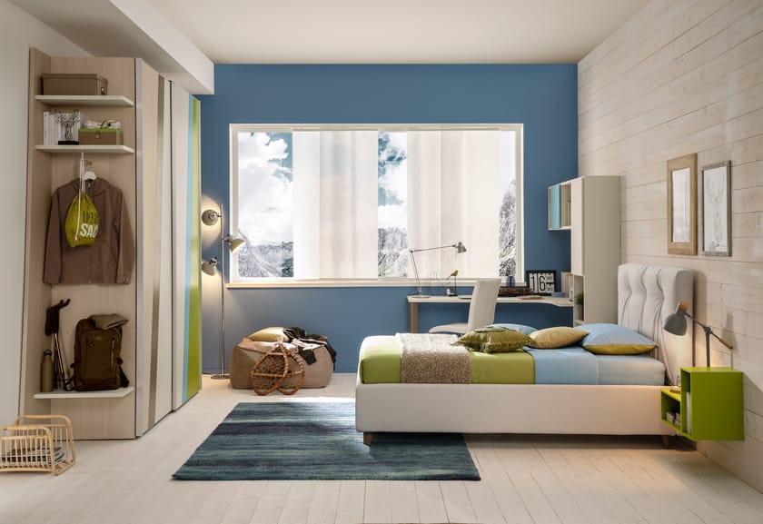 YC314 Bedroom set By Moretti Compact