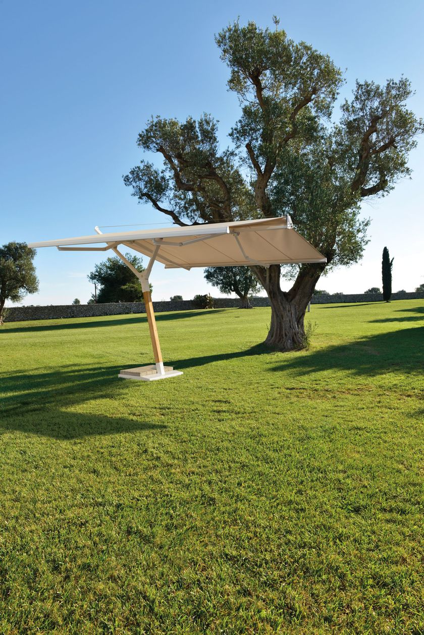ESTRUCTURAS DE SOMBREADO Sombrilla de tejido acrílico con soporte ...