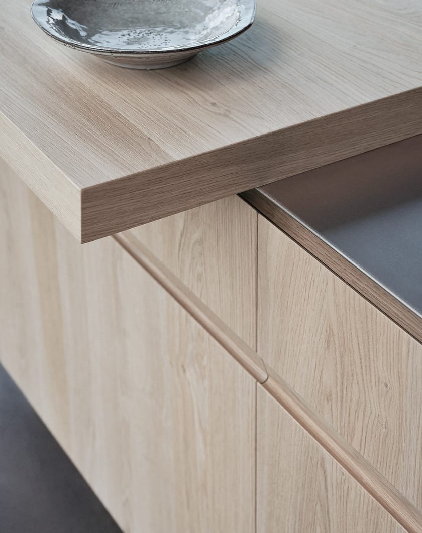 Kitchen with island N_ELLE - LIVING BY THE SEA N_Elle Collection By Cesar