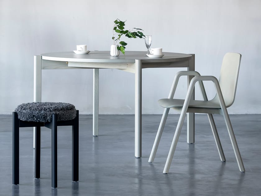 NAKU Round wooden dining table By Inno | design Harri Korhonen