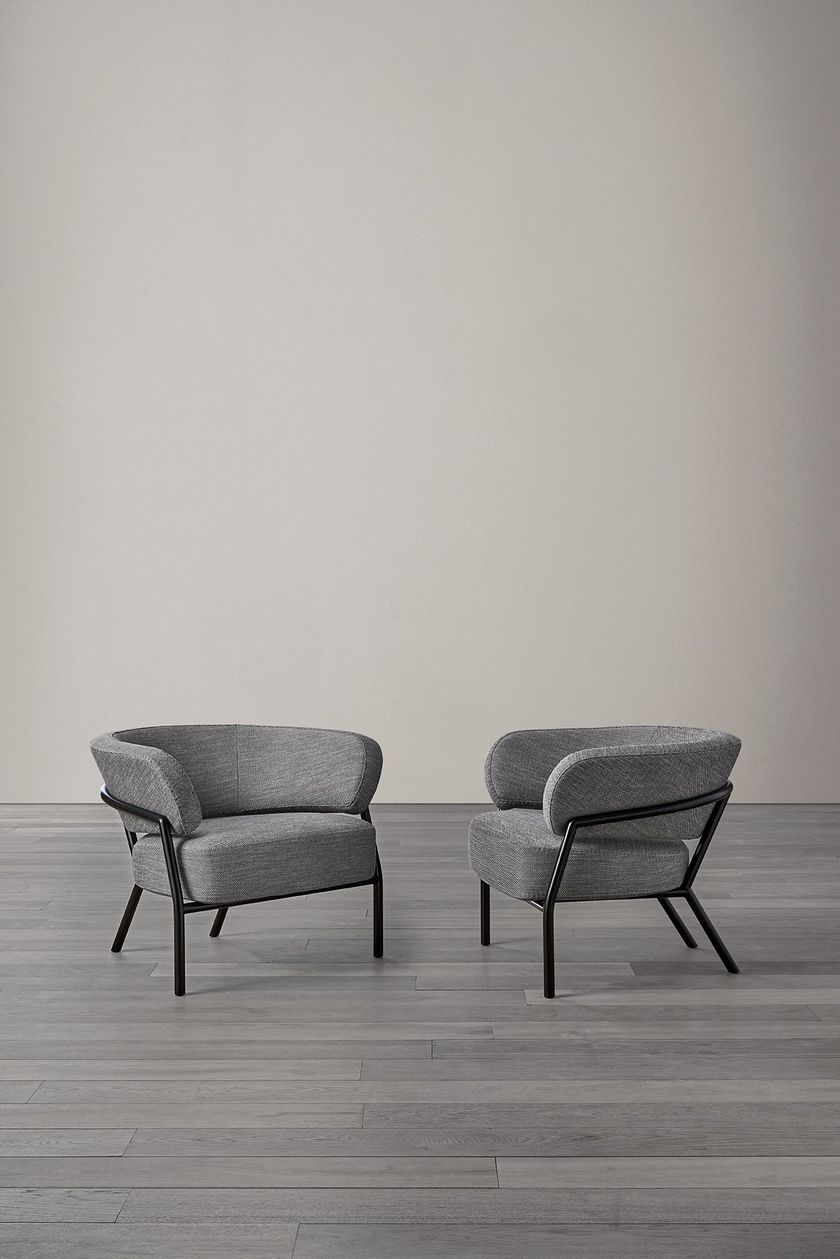 NANÌ Fabric armchair with armrests By Meridiani | design Andrea Parisio