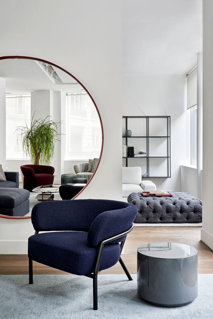 NANÌ Fabric armchair with armrests By Meridiani | design Andrea Parisio