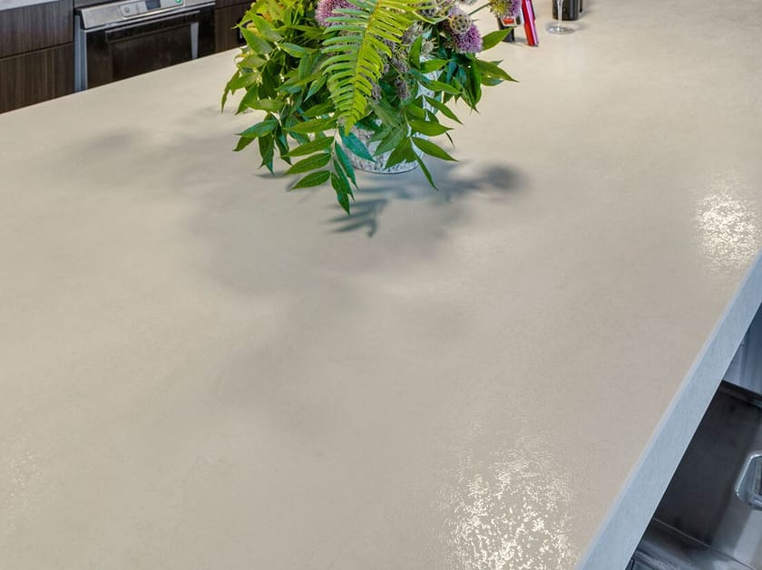 IRON FROST Neolith wall/floor tiles with metal effect By NEOLITH