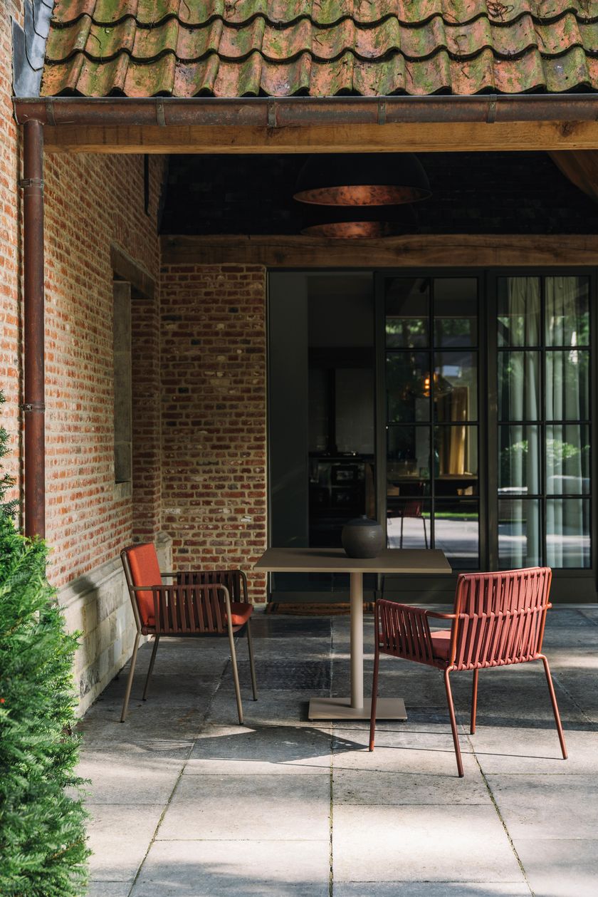 NET | Stone table By Kettal