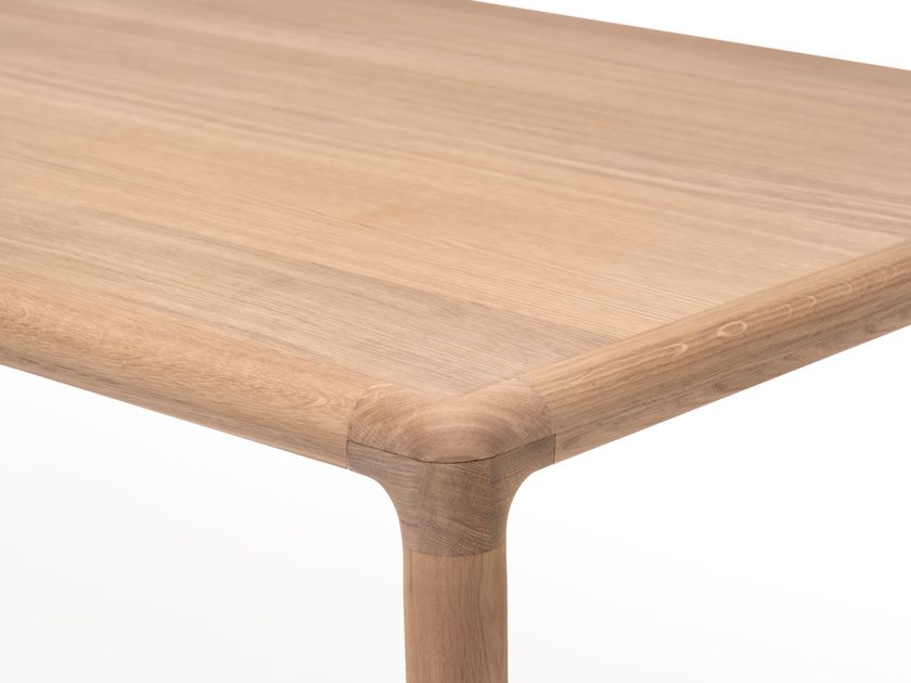 NF-DT01 Table By KARIMOKU | design Foster + Partners