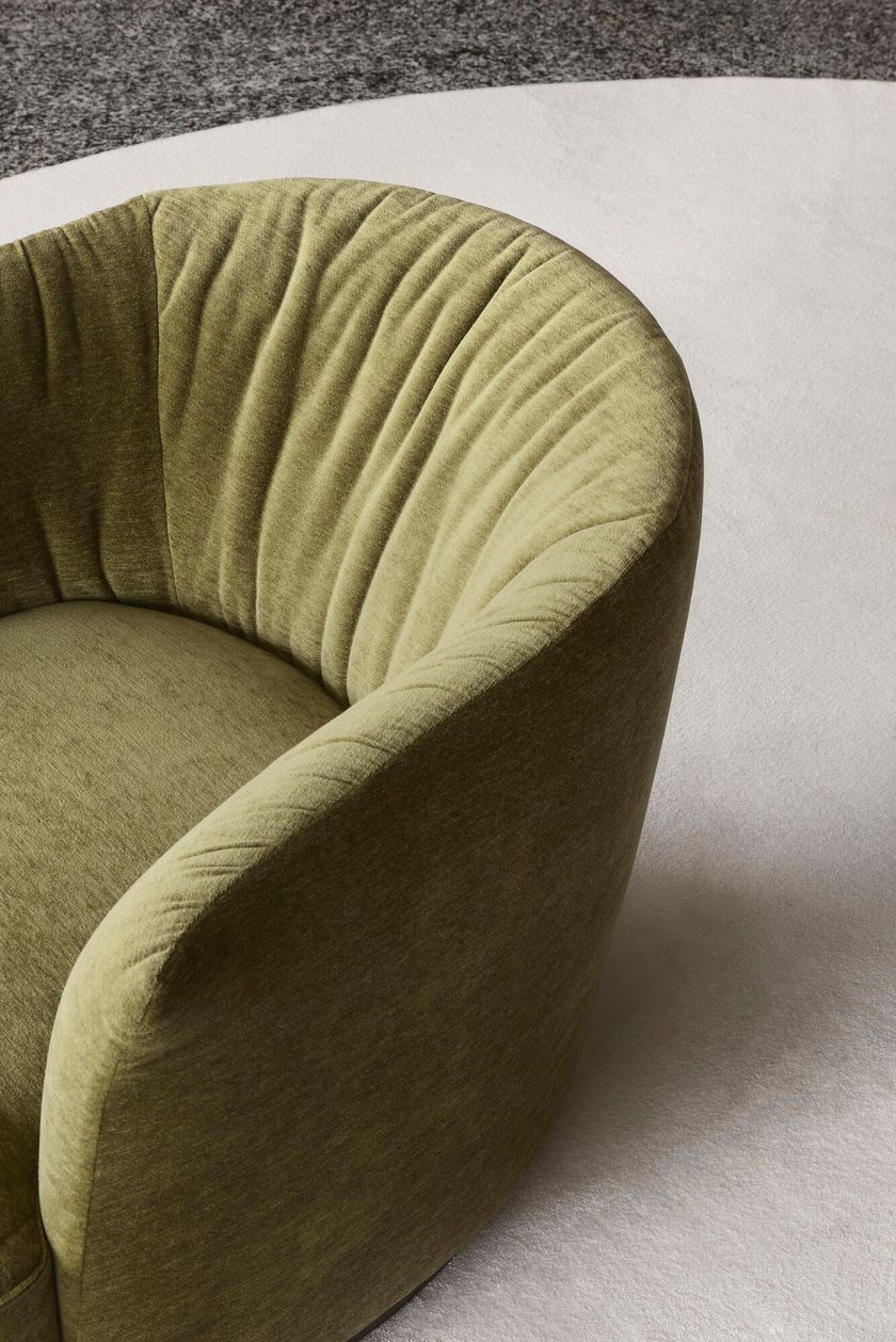 LADY Easy chair By NICOLINE