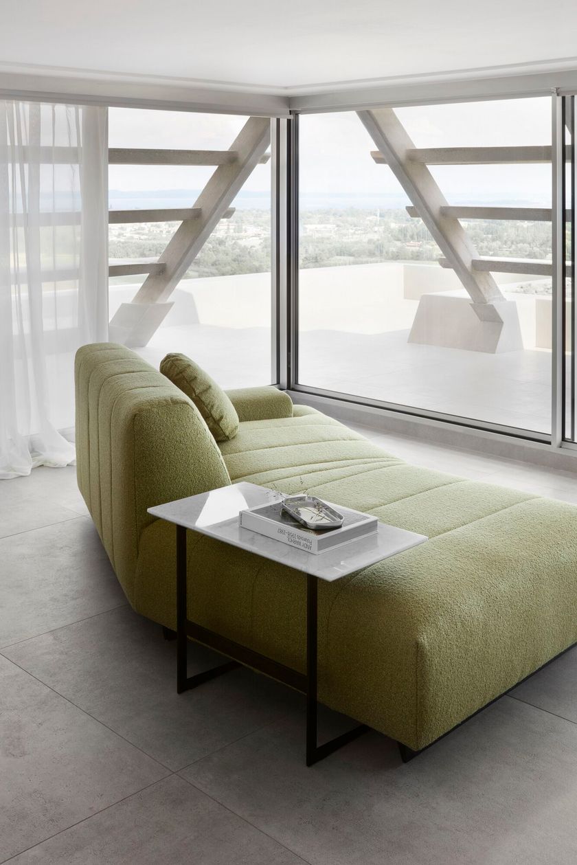 PLANE Coffee table By NICOLINE