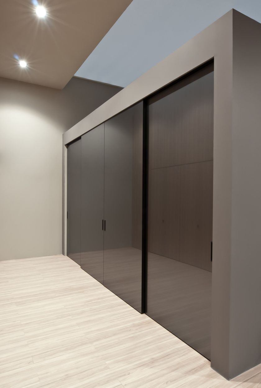 Sliding door NIM By ALBED by Delmonte