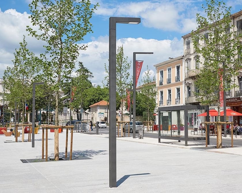 Metal street lamp NIXEA By GHM-ECLATEC design Stoa Architecture