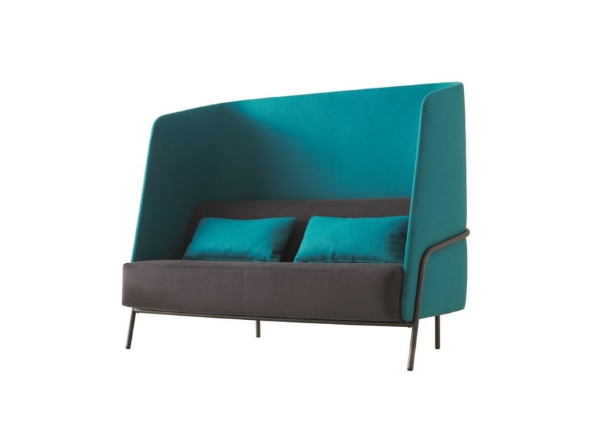 NOLDOR | Divano con schienale alto By Segis design Archirivolto