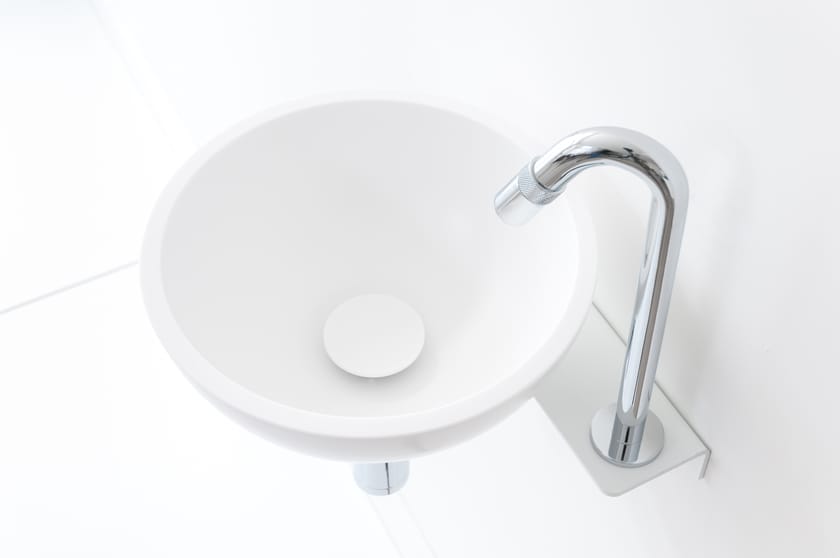 NOON | Handrinse basin Wall-mounted HIMACS handrinse basin round By Not ...