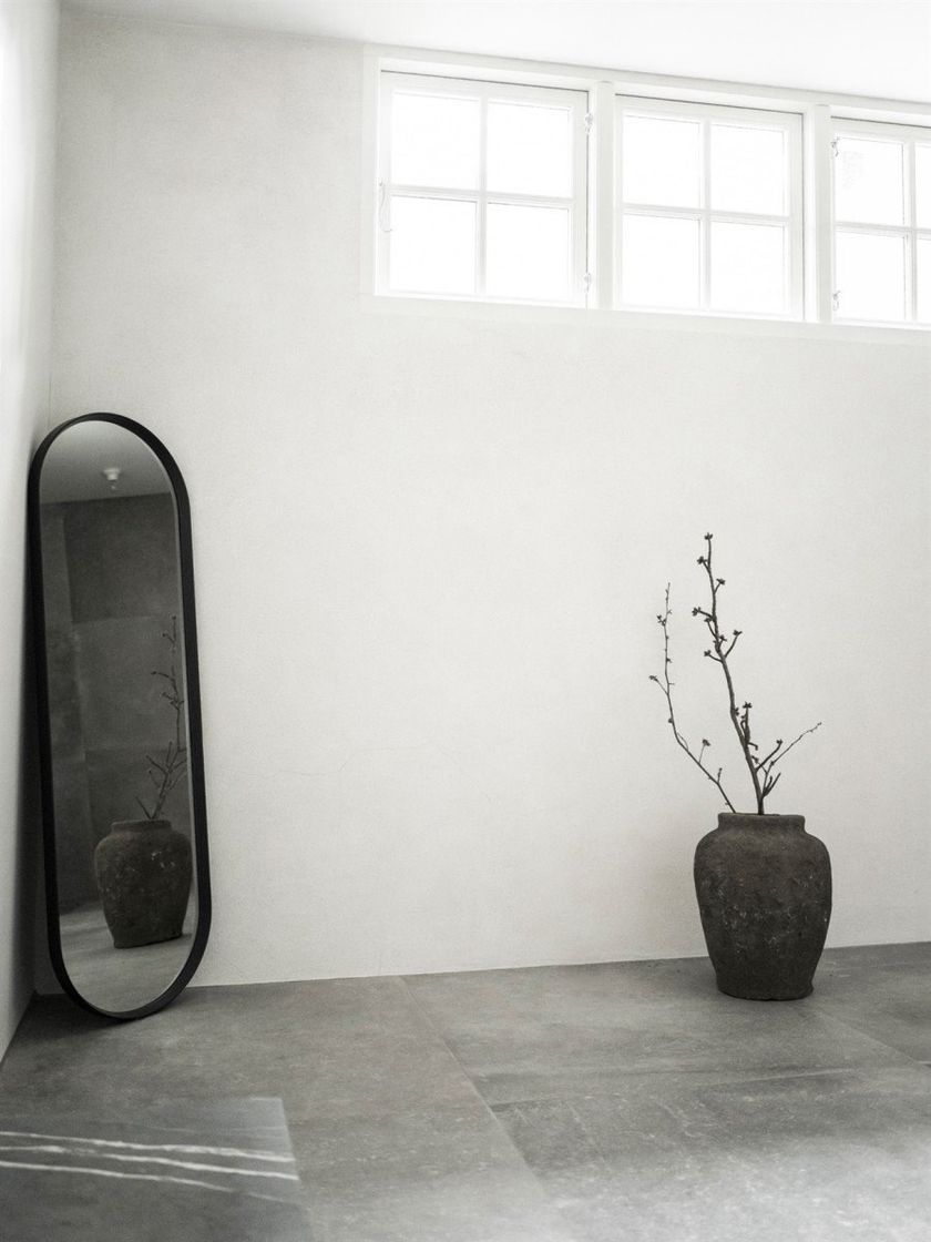 NORM WALL MIRROR Oval wall-mounted steel mirror By MENU | design Norm ...