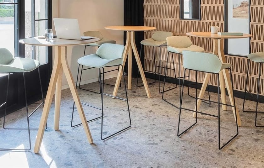 NUEZ TABLE By Andreu World design Patricia Urquiola