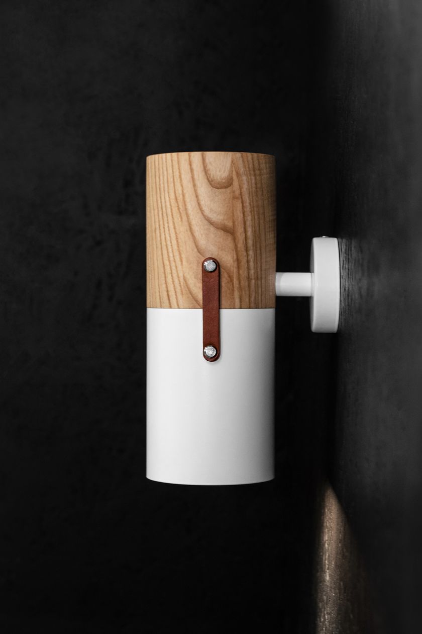 Adjustable aluminium and wood wall light NUT W By MZPA design KononenkoID