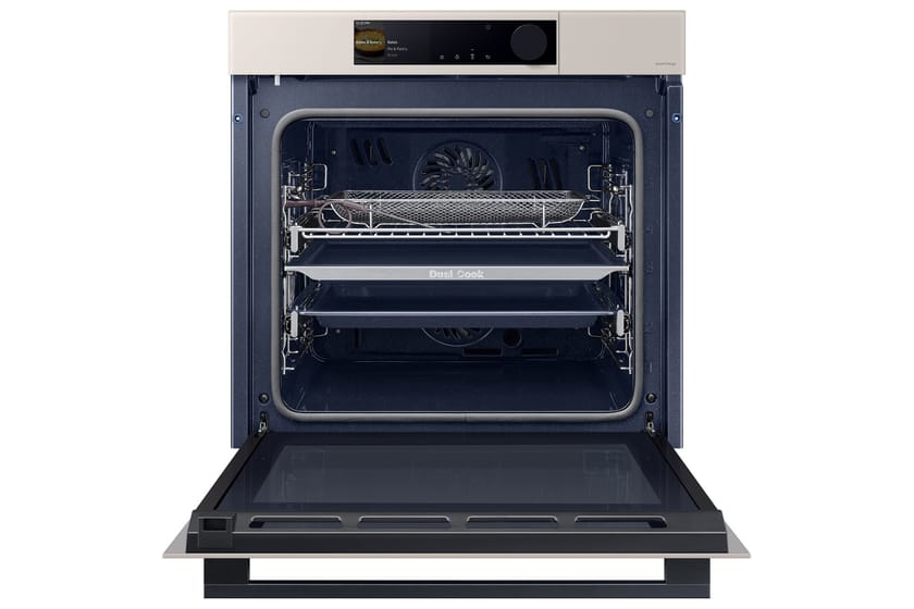 BESPOKE DUAL COOK STEAM™ SERIE 6 76L forno By Samsung Home Appliances