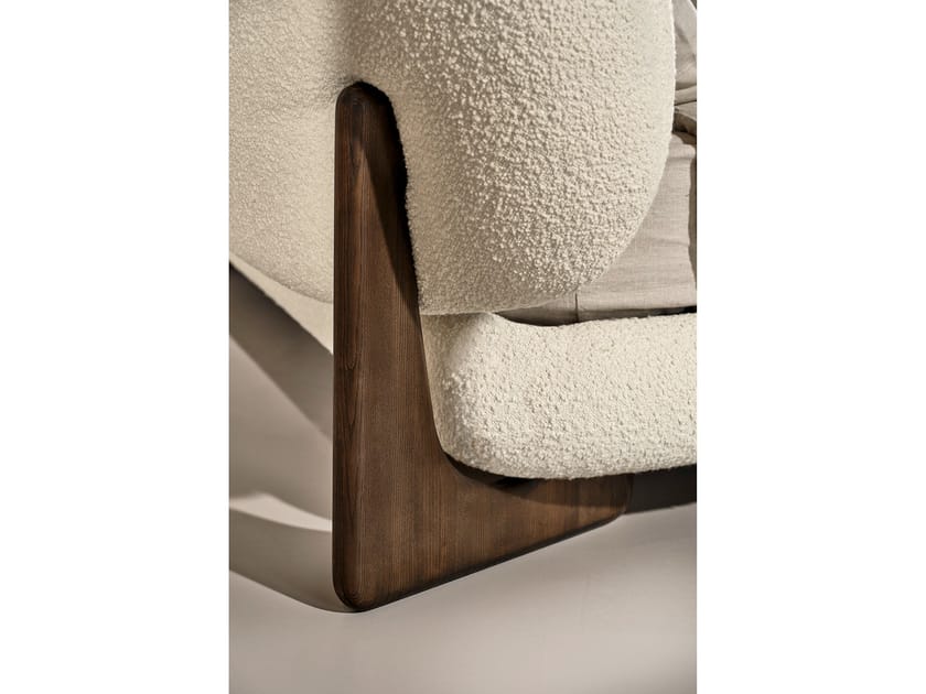 LILY Bed By Nature Design