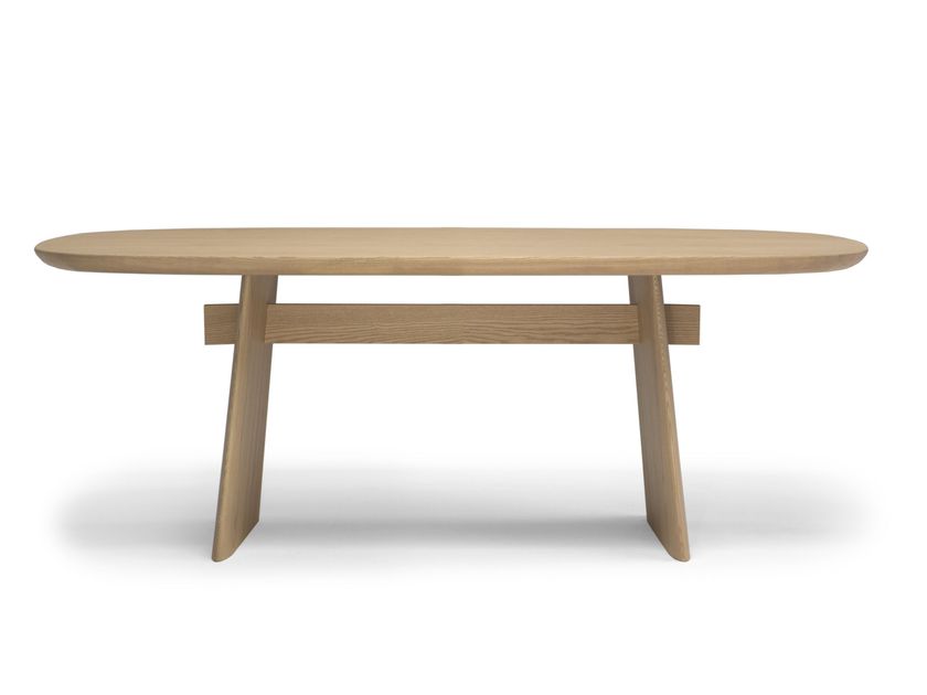 ADAM Wooden dining table By Natuzzi Italia | design Marcel Wanders