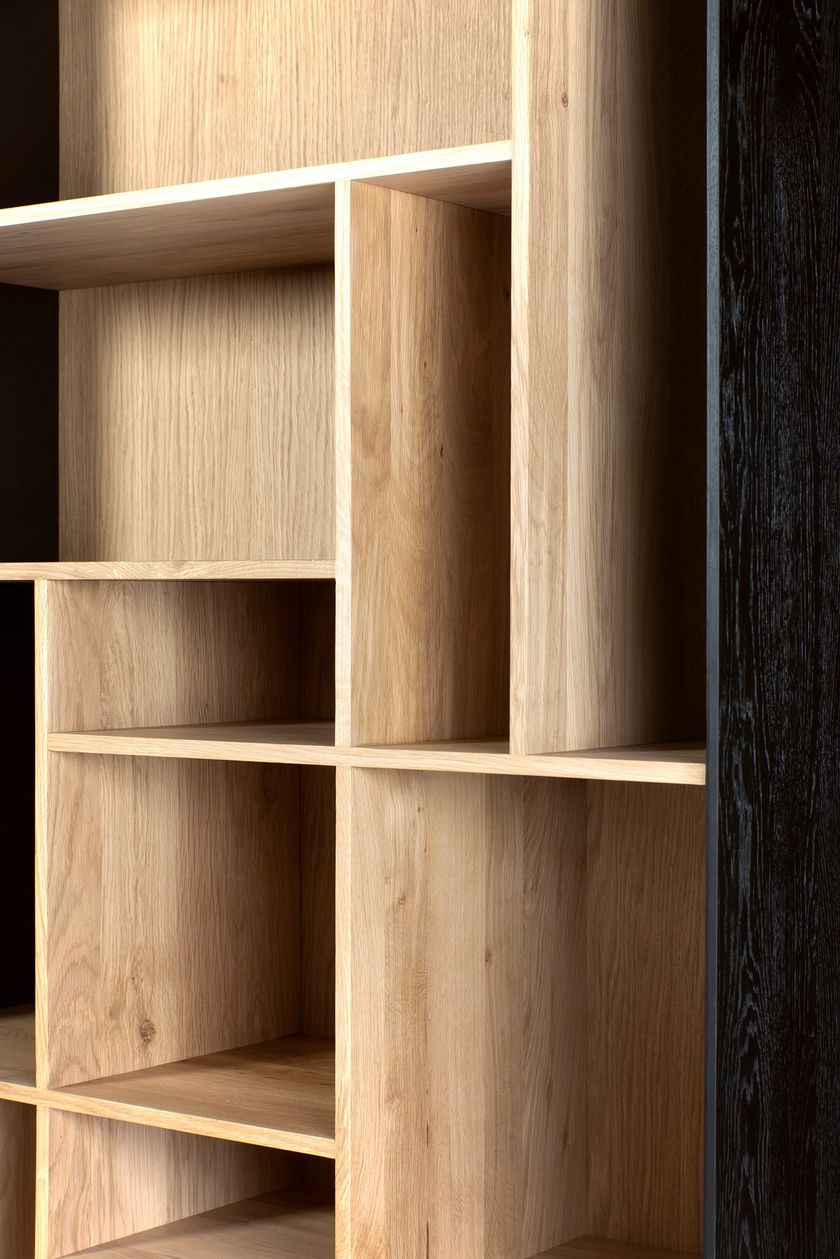 OAK BLACKBIRD | Bookcase By Ethnicraft design Alain Van Havre