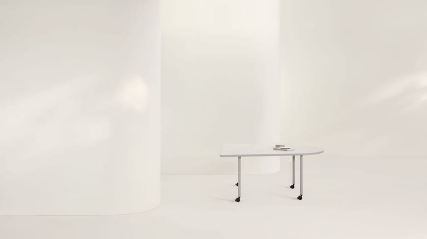 OE1 | Meeting table with castors By Herman Miller