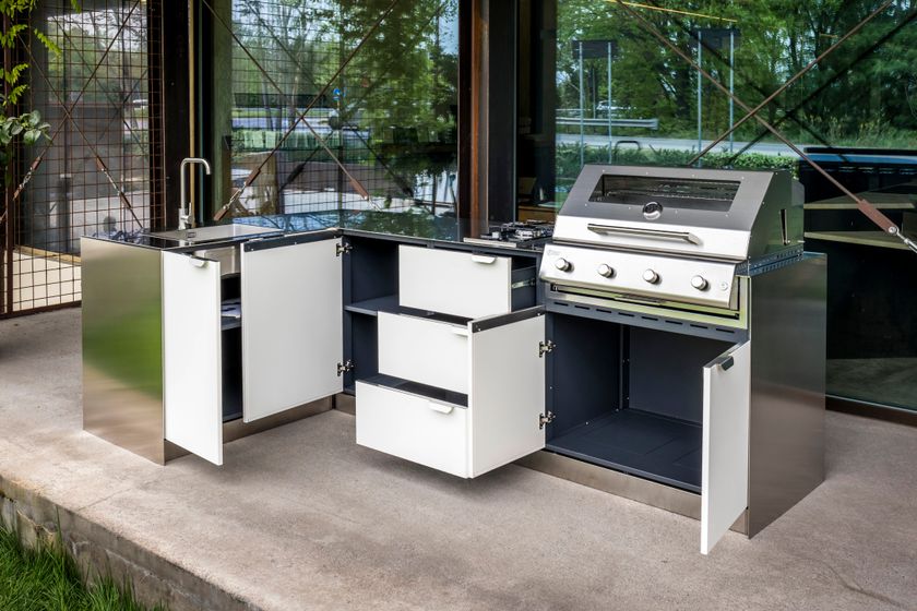 PORTA MAGGIORE Outdoor kitchen By OF outdoorkitchens