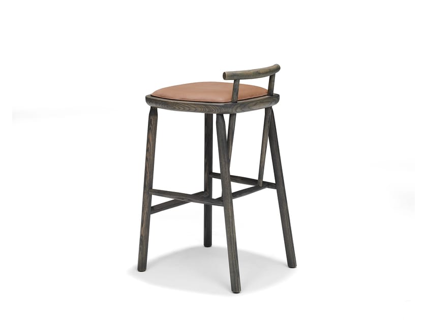OISEAU | Kitchen stool By Linteloo design Yabu Pushelberg