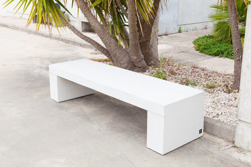BASIC Backless concrete bench By SIT