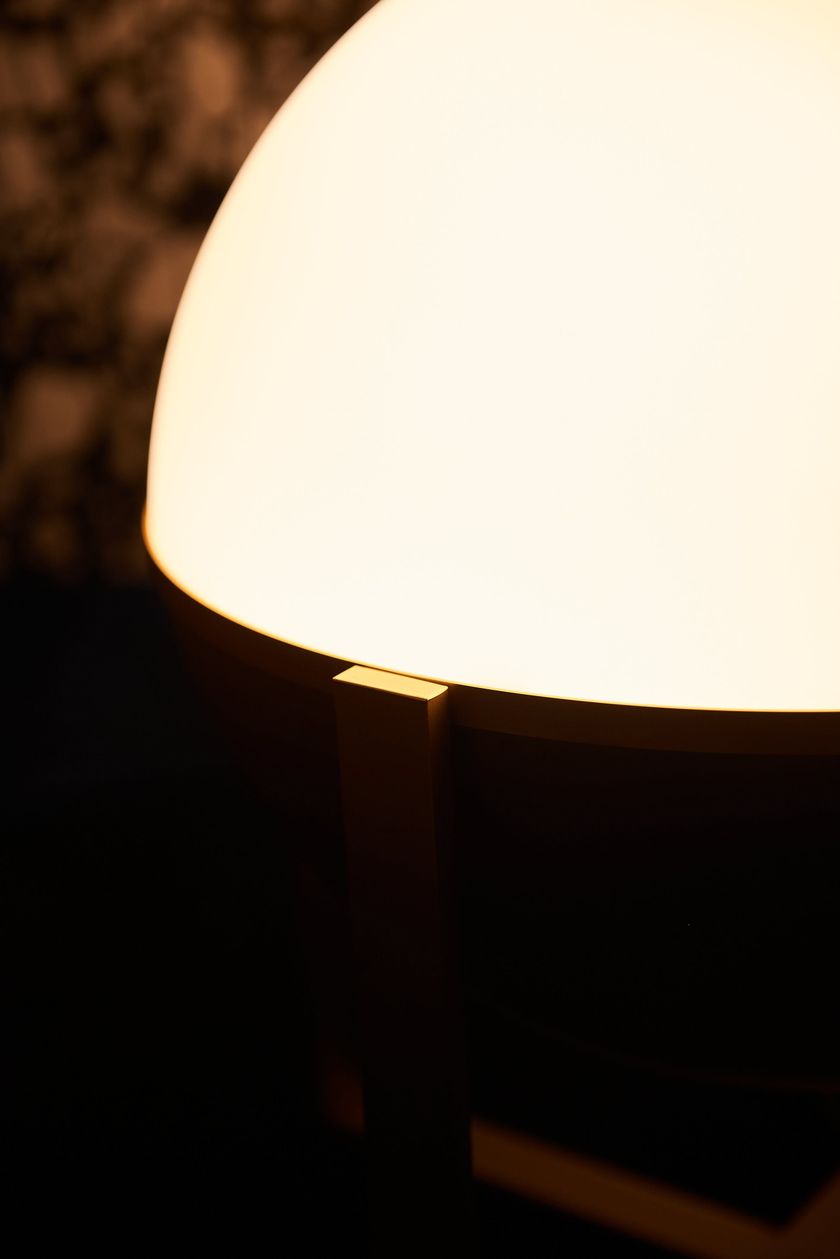 OMERO lampada da tavolo By BRAND & STONE design Giorgio Canale