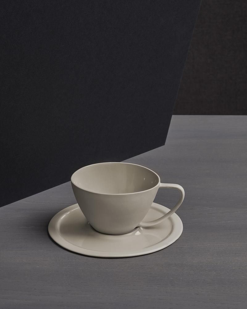ONDA Porcelain cups set By Society Limonta | design Beatrice Rossetti