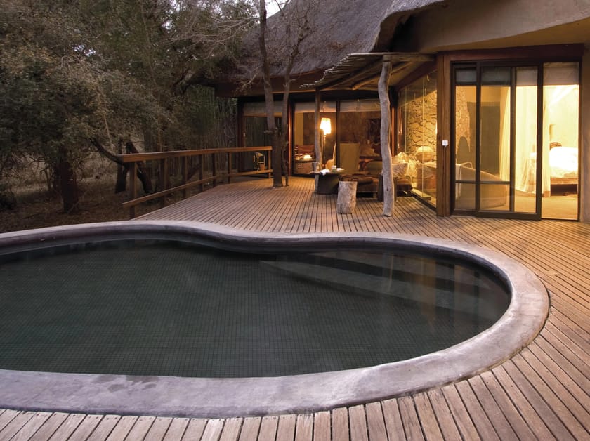 NEW BASALT MATTE Indoor/outdoor glass mosaic By ONIX