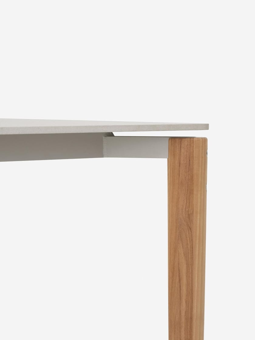 OPEN-AIR - VIPP719 table By Vipp