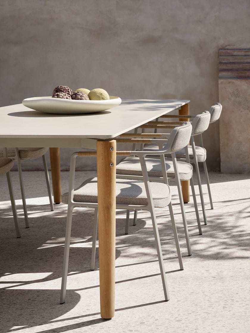 OPEN-AIR - VIPP719 table By Vipp