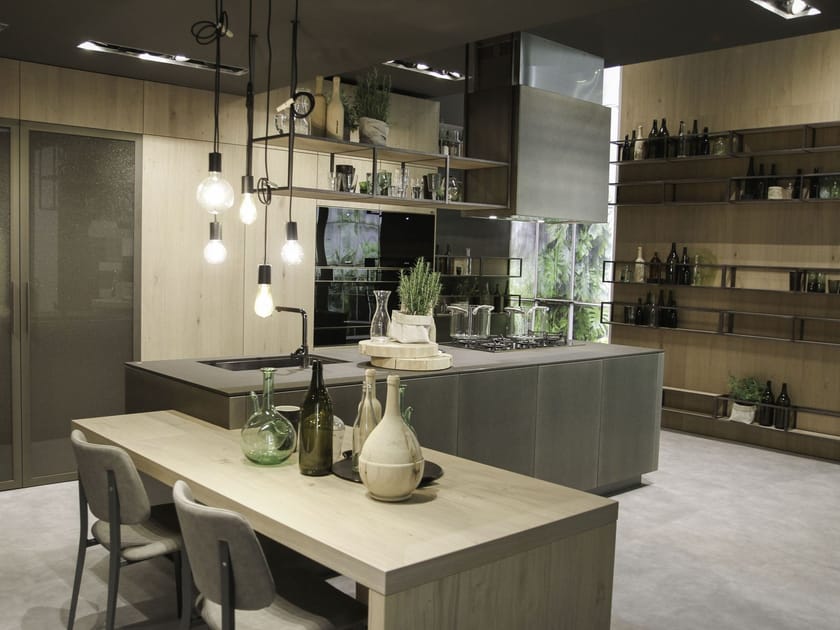 OPERA | Kitchen with island By Snaidero