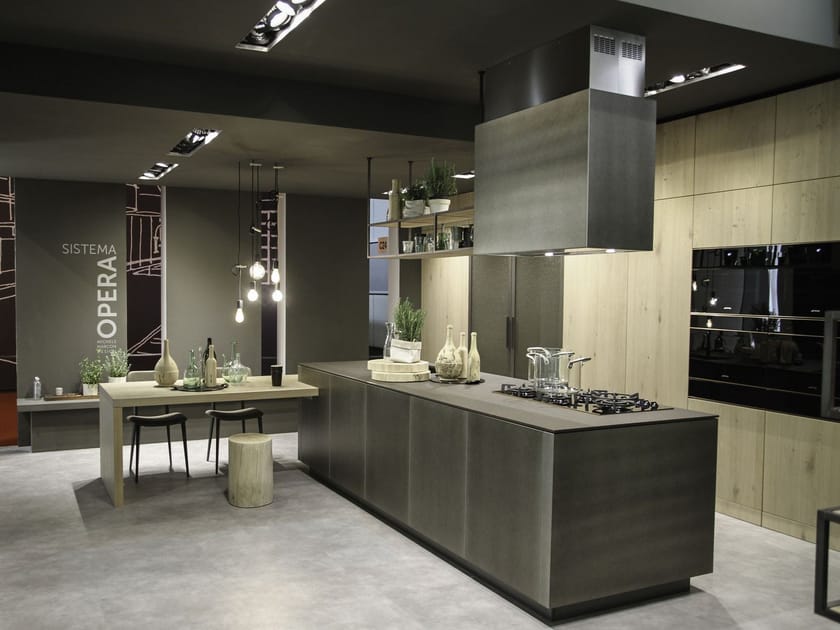 OPERA | Kitchen with island By Snaidero