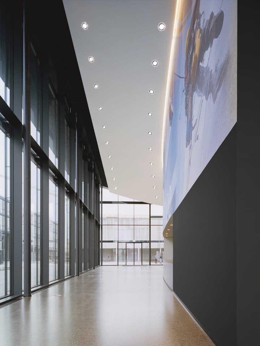 OPTUS_EX Adjustable spotlight By Linea Light Group