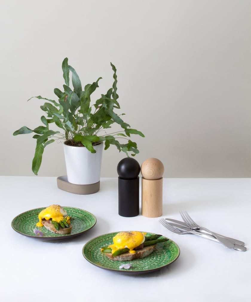 ORB Salt and pepper shaker By Case | design Gareth Neal