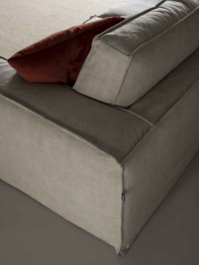 Canapé 3 places rembourré en tissu de style contemporain OUTLAND SHABBY ...